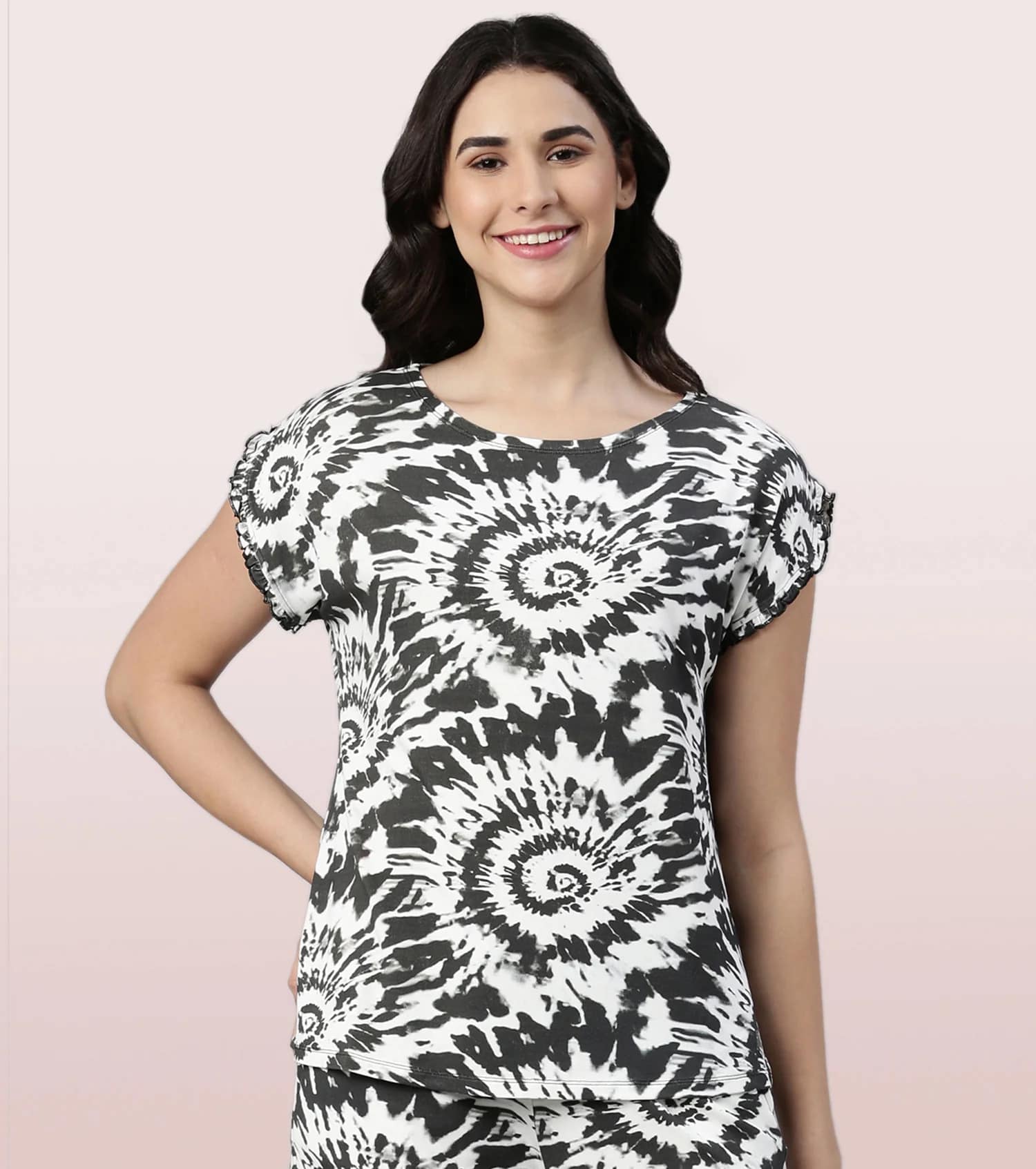 Women's Tops | T-shirts, Tank Tops, Outfits